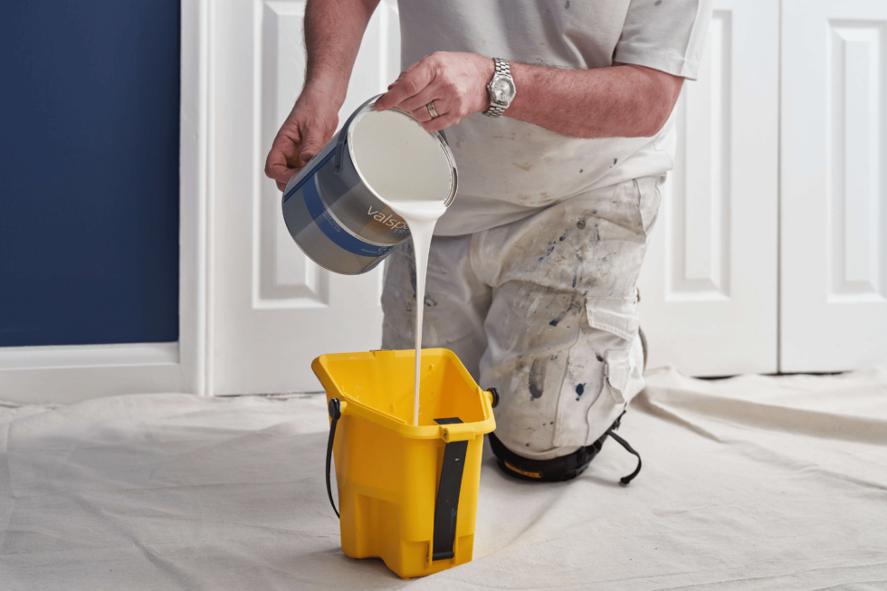 VOC Regulations and Low-Emission Paint Solutions in the UK